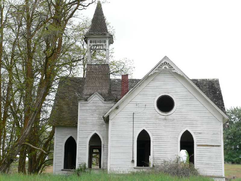 From Grass Valley, Oregon one can take the Sherars Bridge road to the ...