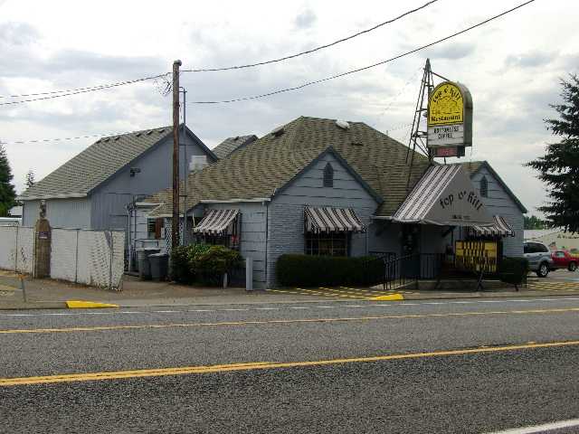 Aurora, Oregon continued as a skilled craftsman settlement long after ...