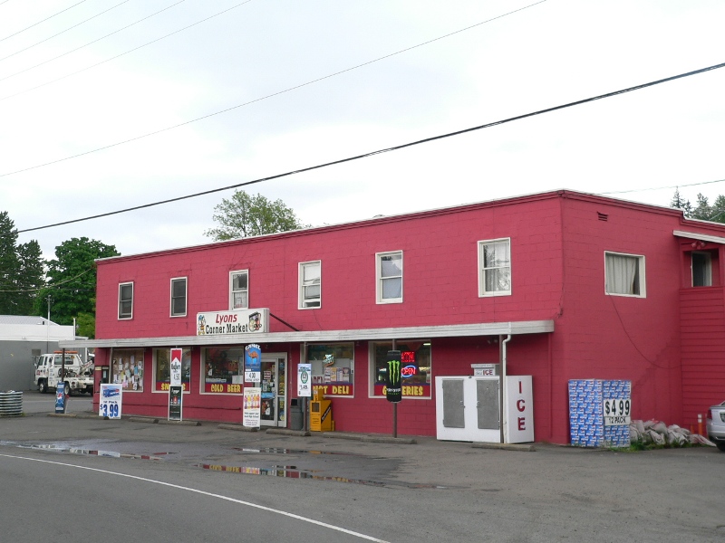 Lyons, Oregon has a great city park.