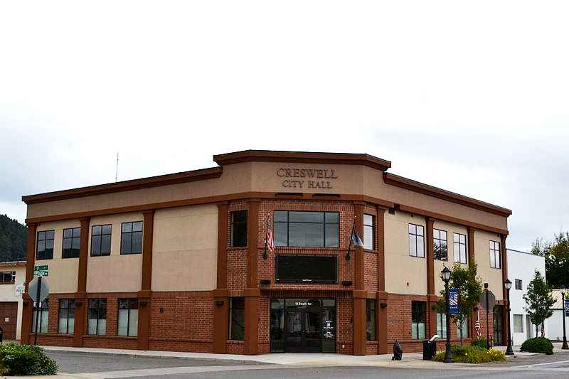 Creswell, Oregon, is close enough to the I-5 freeway to benefit but far ...