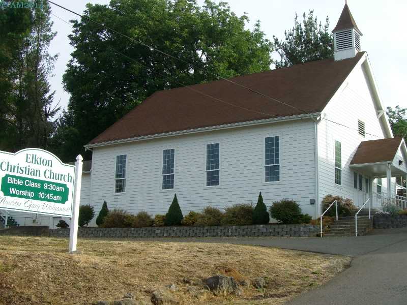 Elkton, Oregon is on Highway 38 running along the main Umpqua river.