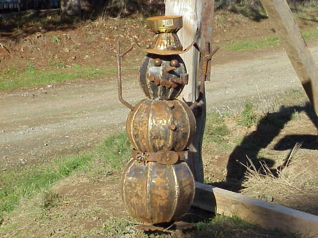 Tenmile, Oregon is not to be confused with Lakeside and Tenmile Lakes.