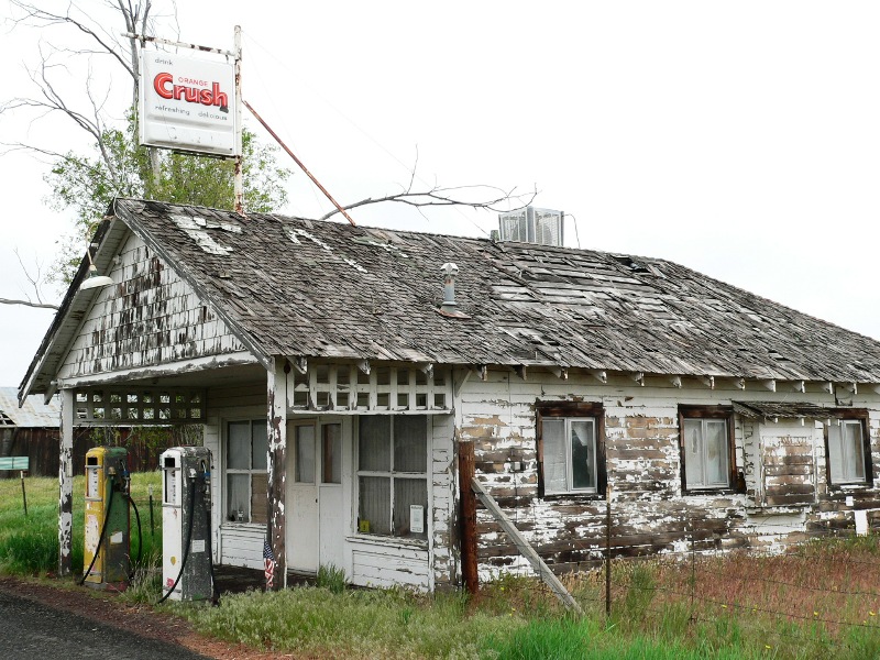 Kent, Oregon is a mere wide spot in Highway 97, and only on one side of ...