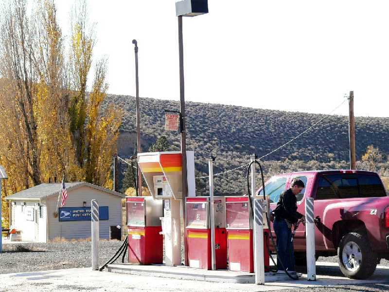 Adel, Oregon: at 4200 ft above sea level the air is either clear and ...