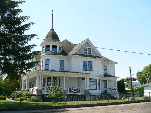 Prosperity departed Monroe, Oregon when the I-5 freeway pushed up the ...